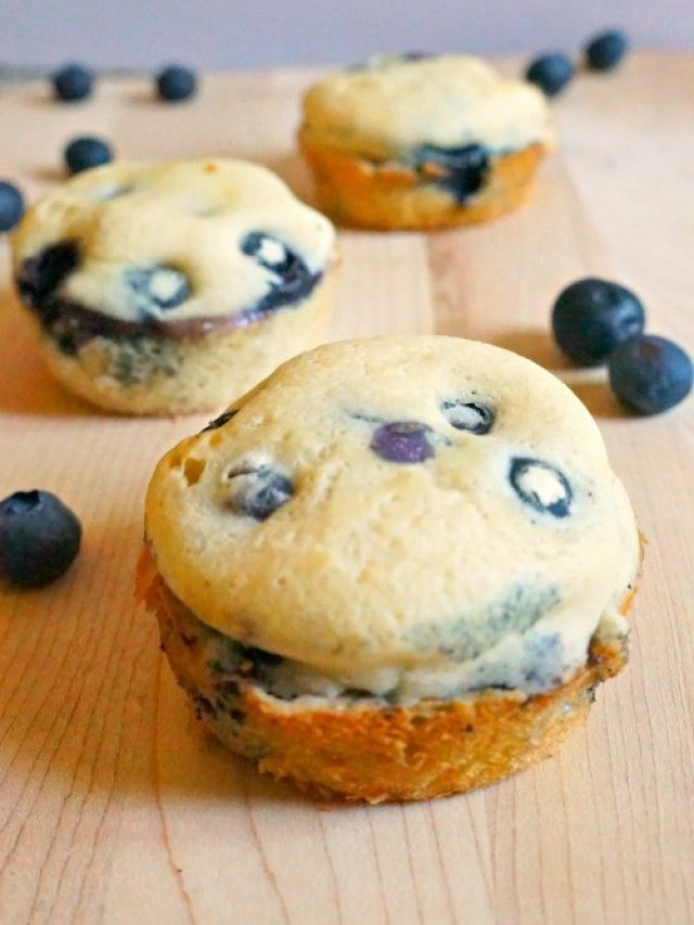 Easy make-ahead blueberry pancake breakfast bites - Honey + Lime
